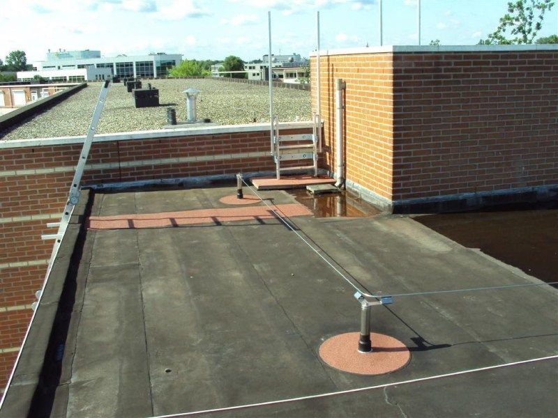 Vernooy Dakwerken B.V. in Bennebroek – Valbeveiliging dak